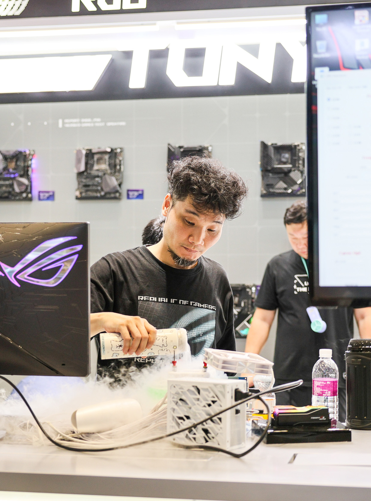 華碩校園組裝王 | ROG 校園菁英召集令 Code-X